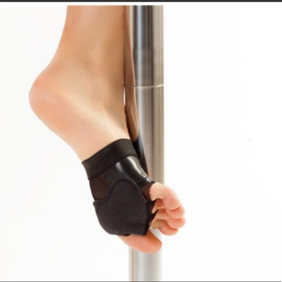 Accessories | Mighty Grip Trixie Toes Foot Protectors With Tack For ...